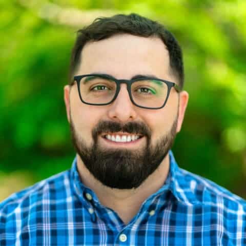 What is Huffing? Understanding Common Types of Inhalant Abuse