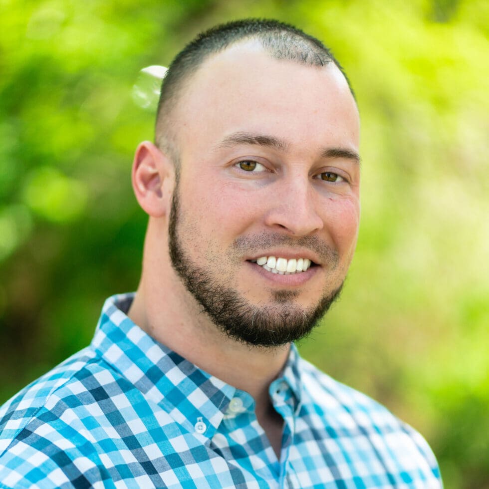 What is Huffing? Understanding Common Types of Inhalant Abuse